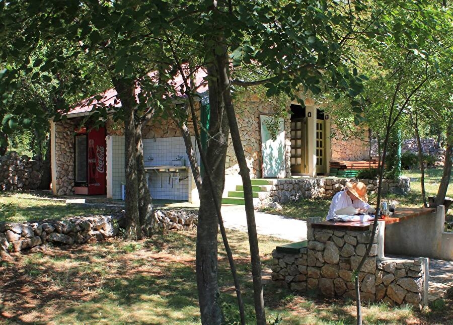 Kamp Vrata Velebita | Rivijera Paklenica